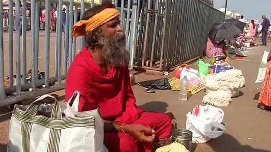 A former engineer who was found begging on Puri Badadanda and ...