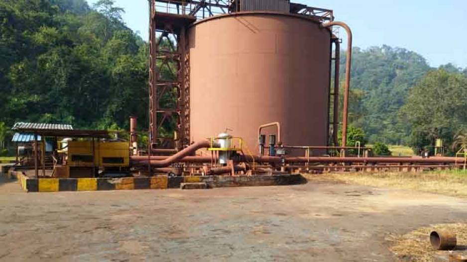 Maoists damage Essar pipeline in Chitrakonda