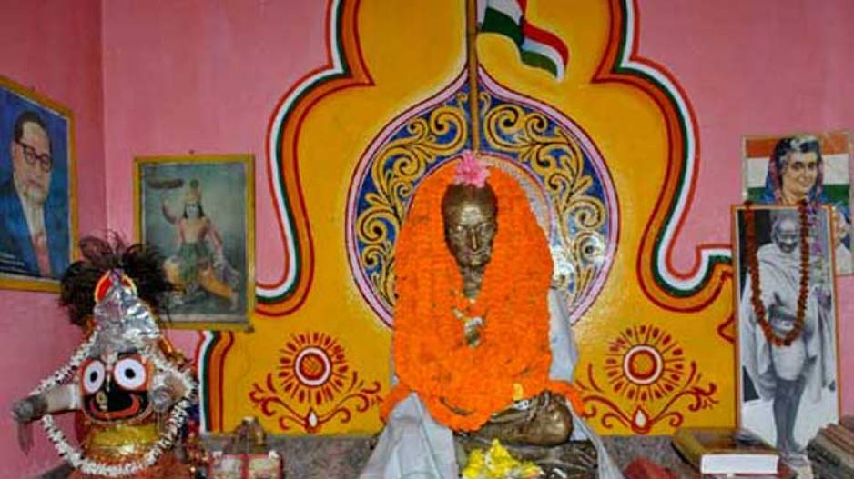 Visitors thronged the Gandhi temple at Bhatra in Odisha s Sambalpur ...