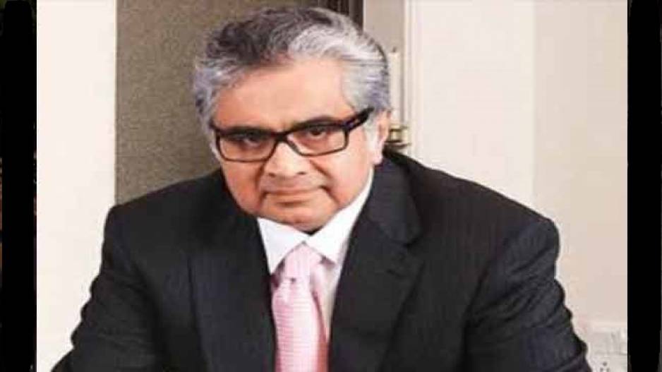 Former Solicitor General Harish Salve expressing his opinion in favour ...