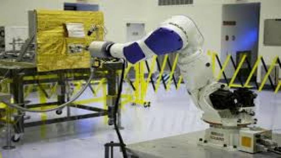 NASA tests space robots to refuel satellites