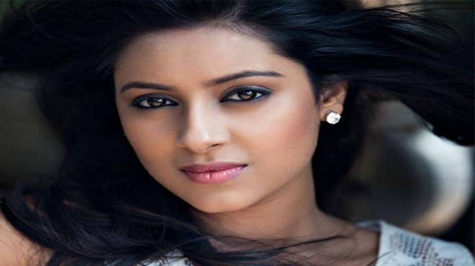 TV actress Pratyusha Banerjee commits suicide
