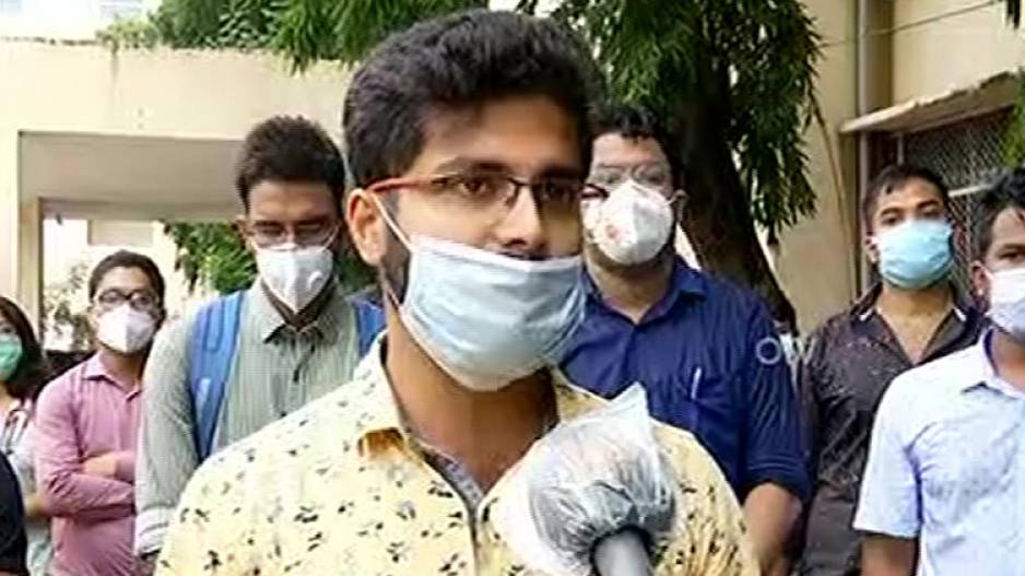 Junior doctors in SCB Hospital in Cuttack on Friday raked up various ...