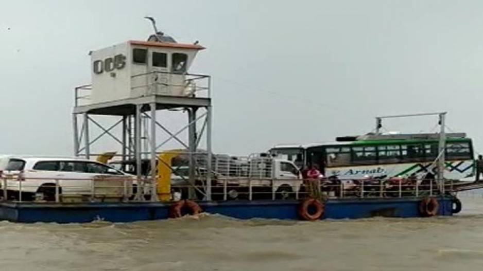 Floating Bridge Vessel Gets Stuck In Chilika 80 Passengers Rescued