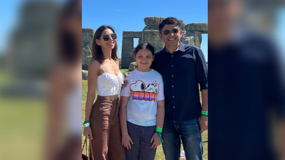 Trending News Today: India's Richest IAS Officer's Net Worth is ...