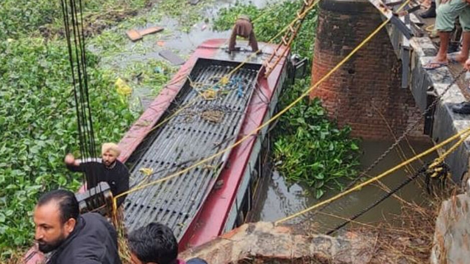 Punjab: Eight killed, many injured in Bathinda bus accident