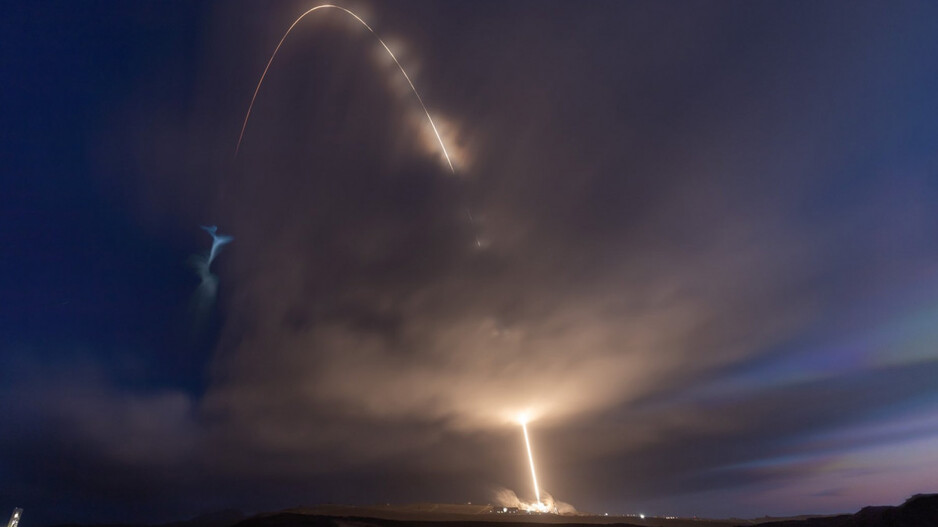 Elon Musk’s Starlink: Falling satellites, environmental disaster, night ...