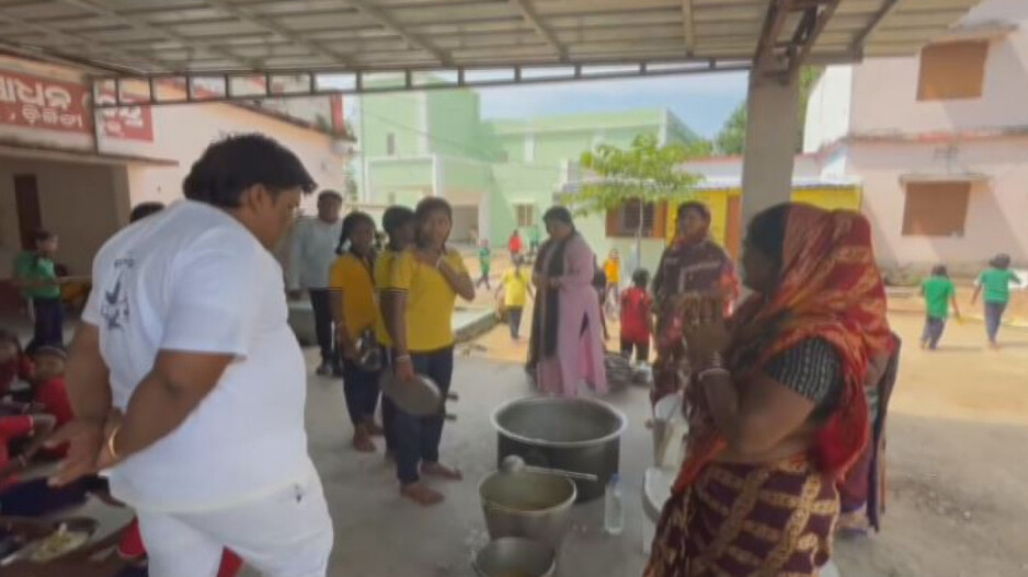 Odisha MLA conducts surprise inspection of schools, assesses quality of MDM