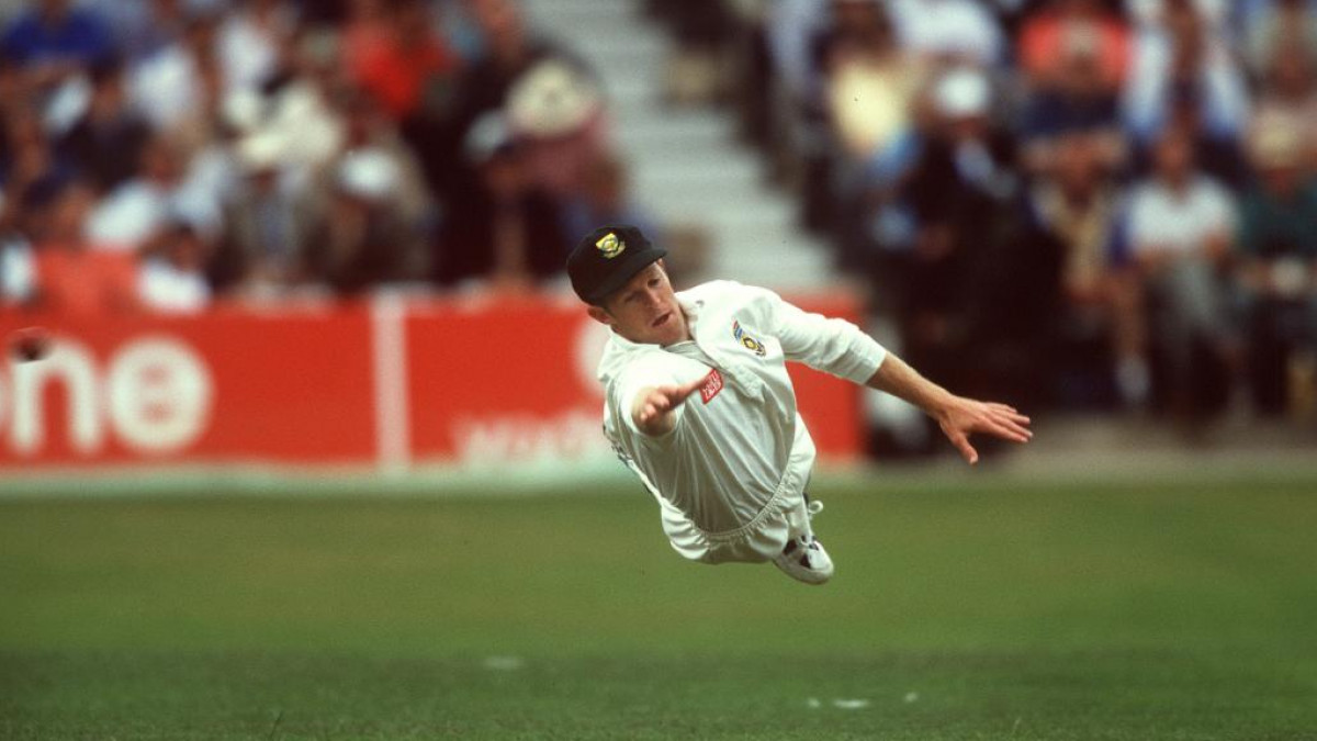 Jonty Rhodes Takes Up Dual Role Of Batting And Fielding Coach At Punjab ...