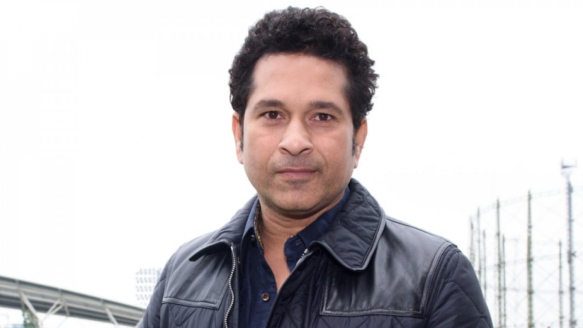 On Friendship Day, Sachin Tendulkar shares rare pic of his friends