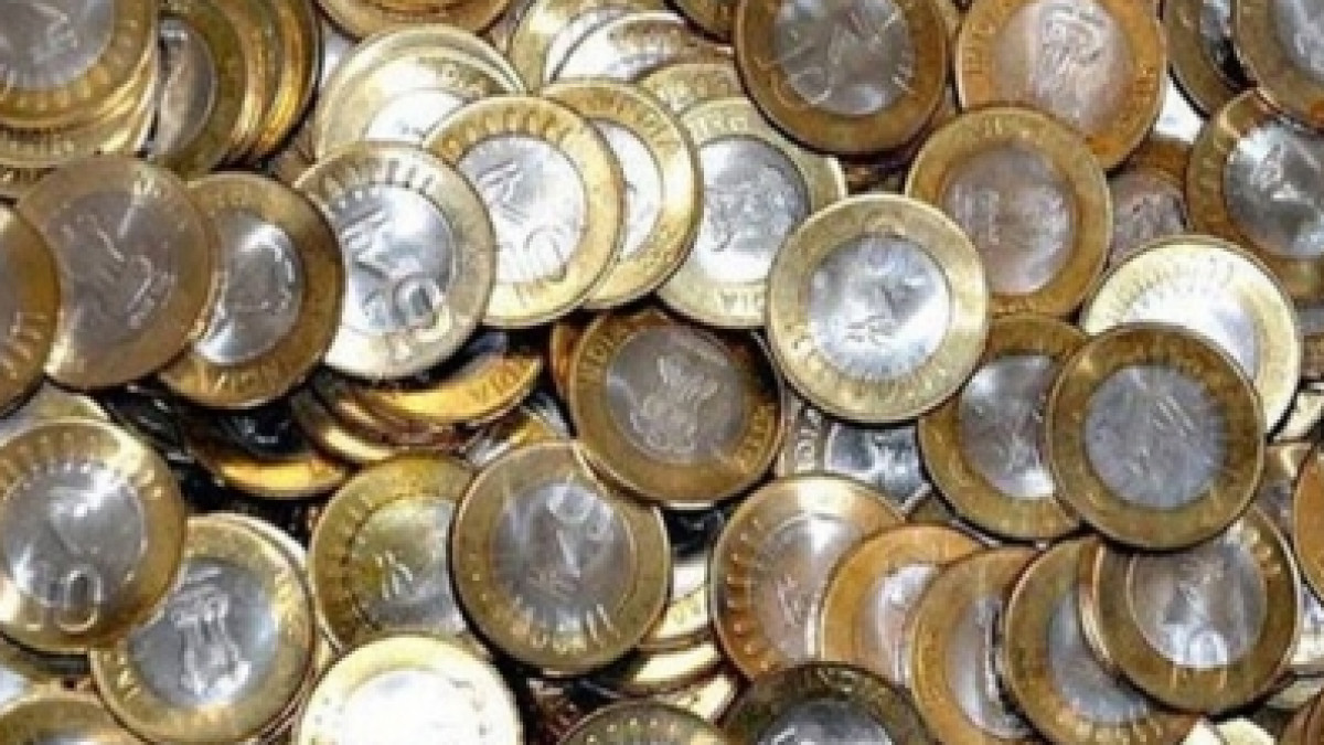 Small change faces big problems due to public reluctance in Odisha