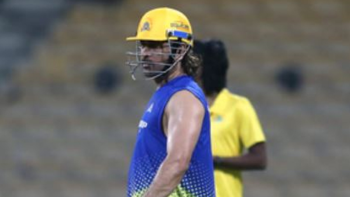 MS Dhoni’s special gesture for disabled fans wins hearts of netizens ... MS Dhoni’s special gesture for disabled fans wins hearts of netizens ...