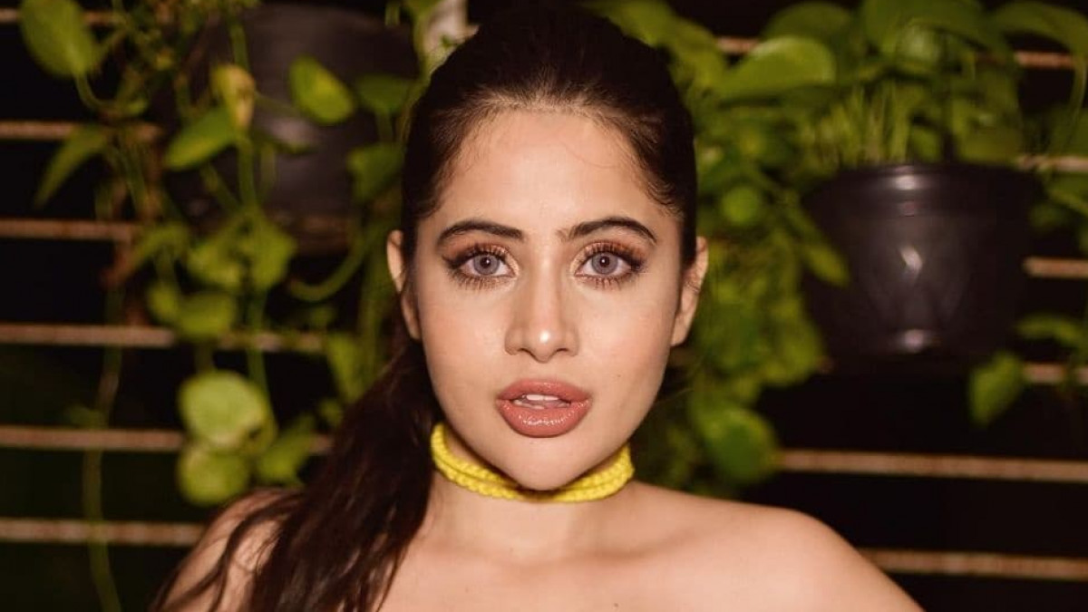 Urfi Javed Disappoints Fans With Her New Year Plans!