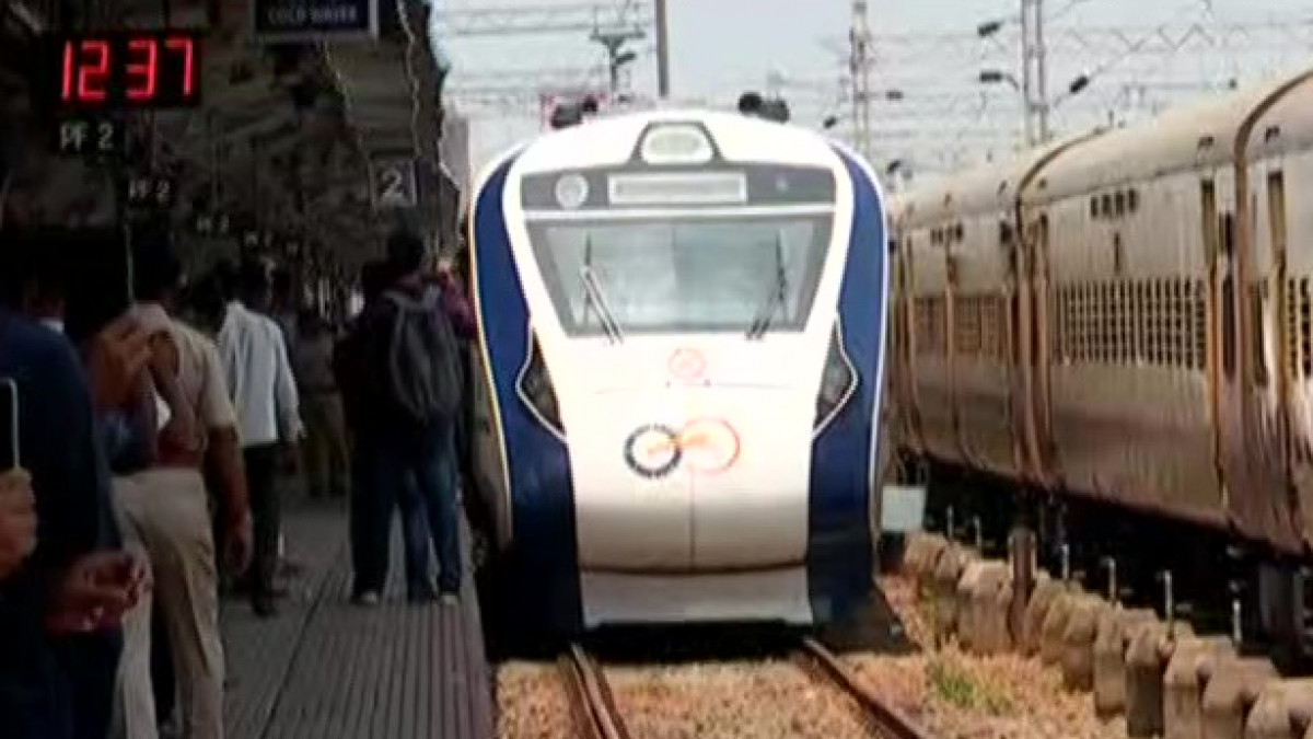 Odisha s Maiden Vande Bharat Express To Run 6 Days A Week Check odisha-s-maiden-vande-bharat-express-to-run-6-days-a-week-check